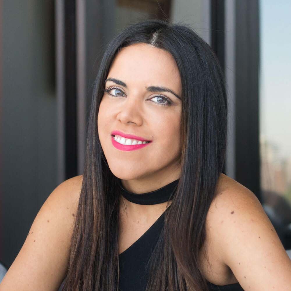 Francis Reyes Castro - Domínguez & Cía.